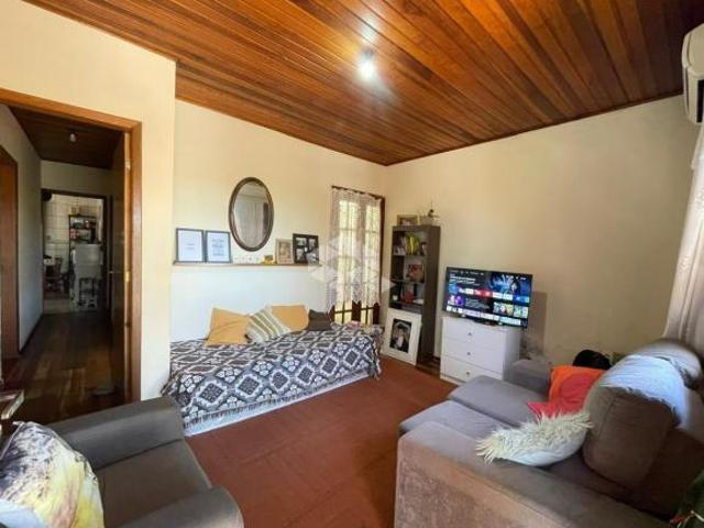 2 casas pelo preço de 1, Bairro São Sebastião em Porto Alegre