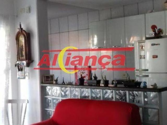 2 Casas + Salão Comercial em 515m² de terreno