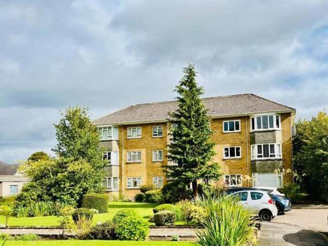 2 Castle Court, Flat, Kings Gardens, 3 Bedroom Apartment