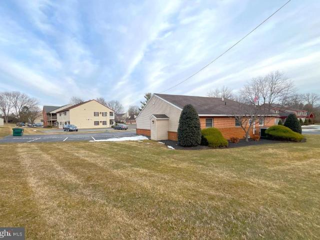 2 Cardinal Drive