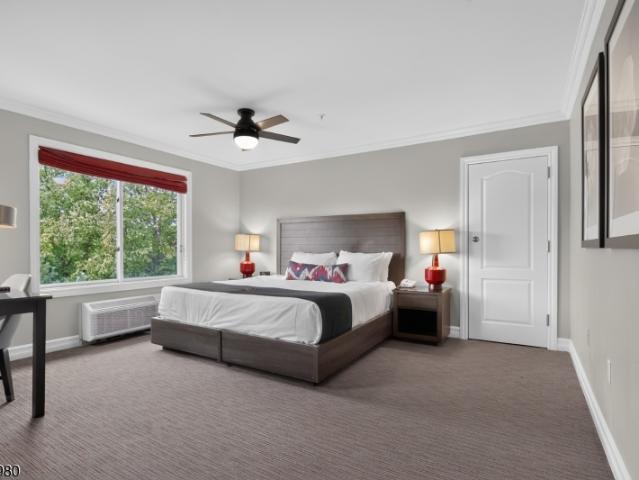 2 Chamonix Dr # 518