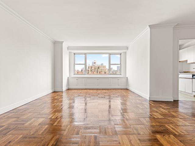 2 Charlton Street, Unit 9E