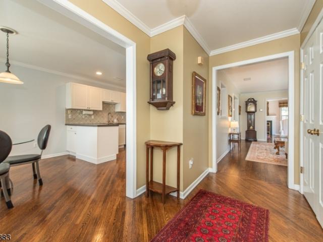 2 Cooper Ln