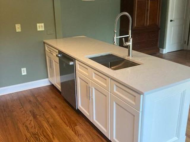 2 Colonial Road 126