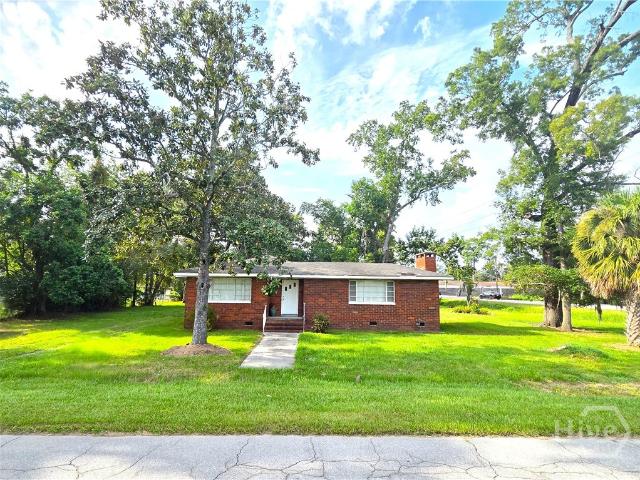 2 Coleraine Drive