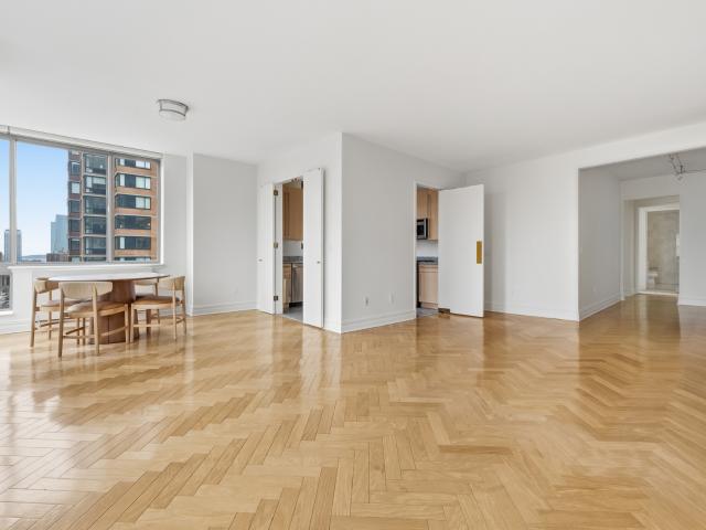 2 Columbus Avenue, New York, NY