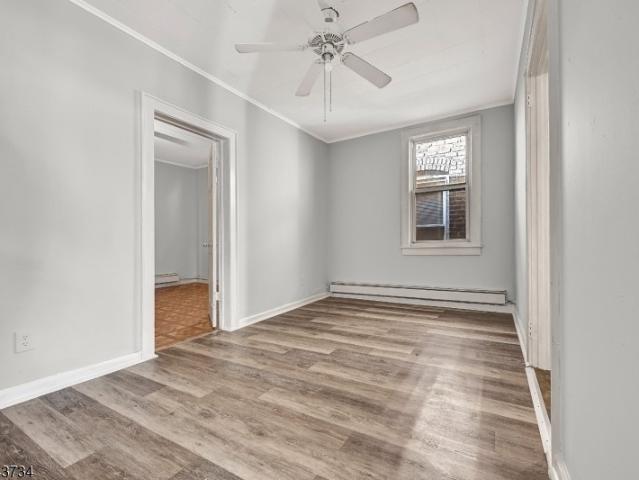 2 Columbus Pl # 2R