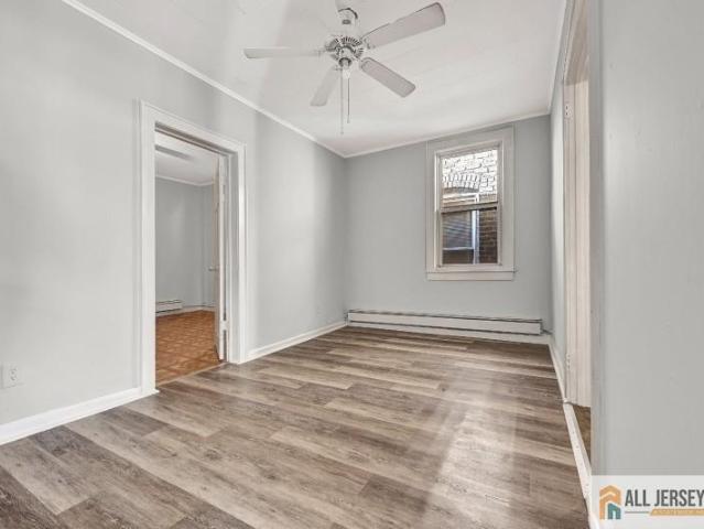 2 Columbus Place APT 2