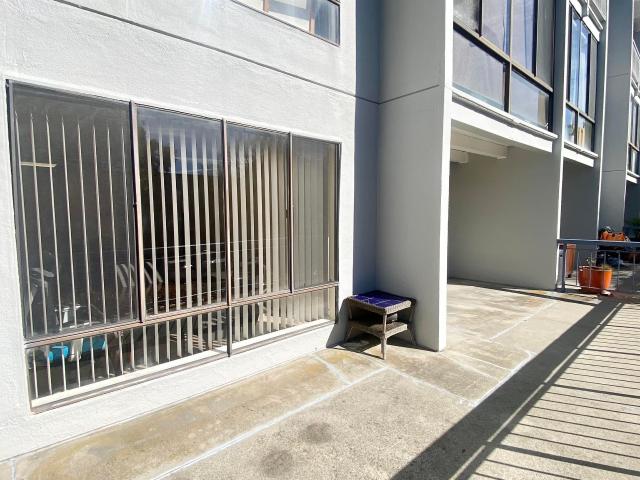 2 Commodore Drive D273