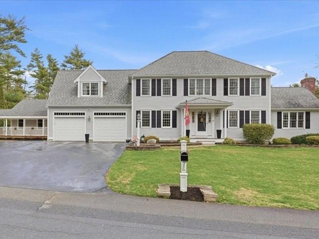 2 Commons Dr, Carver, MA 02330