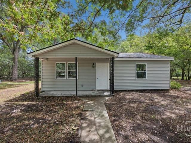 2 Commonwealth Ave, Port Wentworth, GA 31407