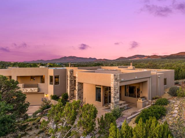 2 Concha Court