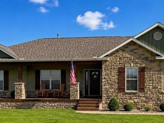 2 Condor Ridge Ct, Silex, MO 63377