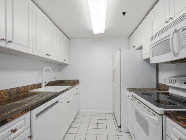 2 Constitution Ct # 1008