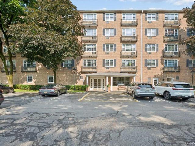 2 Consulate Drive 1O
