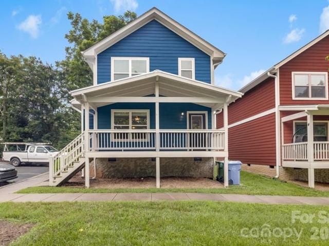 2 Cottage Cove Ln, Asheville, NC 28803