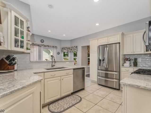2 Craft Farm Drive