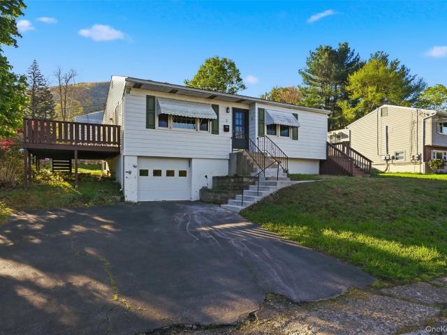 2 Crescent Dr, Beacon, NY 12508 | MLS #992001 | Compass