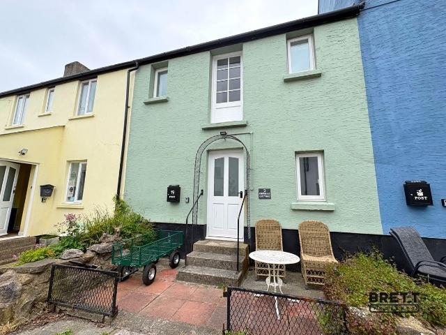 2 Cromwells Cottage, 1 Westgate Hill, Pembroke, Pembrokeshire. SA71, 2 bed cottage to rent, £800 pcm | PrimeLocation