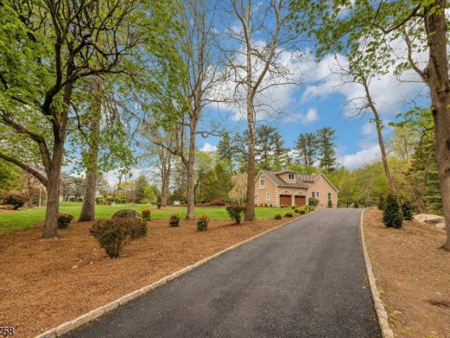 2 Crocker Mansion Dr