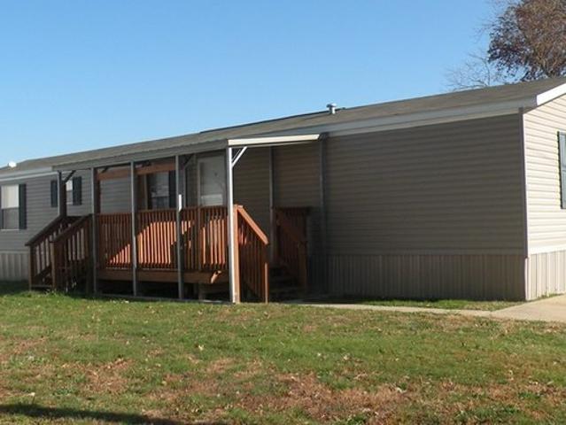 2 Deerwood Park, Centralia, IL 62801