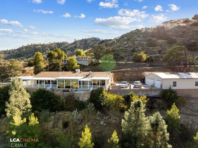 2 Deodar Dr, Wofford Heights, CA 93285