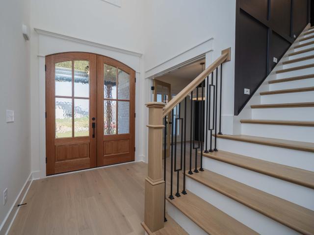 2 Delzotto Drive