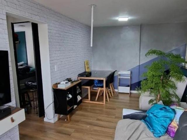2 Dorm. a Venda reformado Metro Dom Pedro