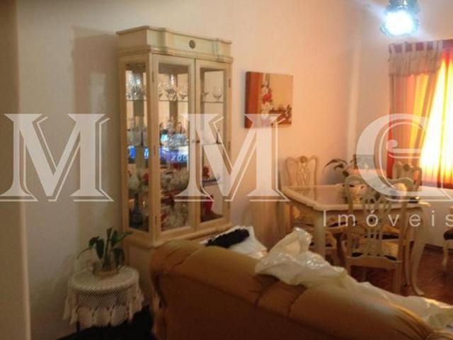 2 dormitórios, mobiliados, perto Metrô Praça da Arvore, 80 útil