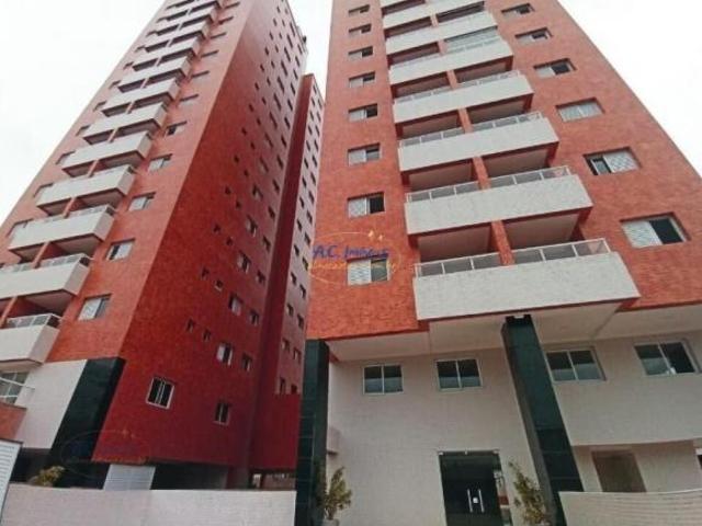 2 dormitórios a 400 metros da Praia na Ocian! IST035