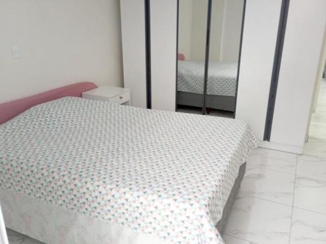 2 Dormitórios com vista mar, na guilhermina apartamento de frente pra rua, proximo ao mar!