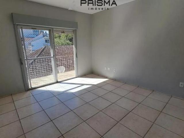 2 dormitórios de frente, sacada grande, andar inteiro Nossa Senhora de Fátima