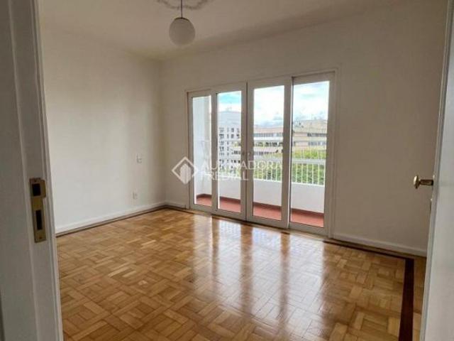 2 DORMITÓRIOS+ LIVING COM SACADA