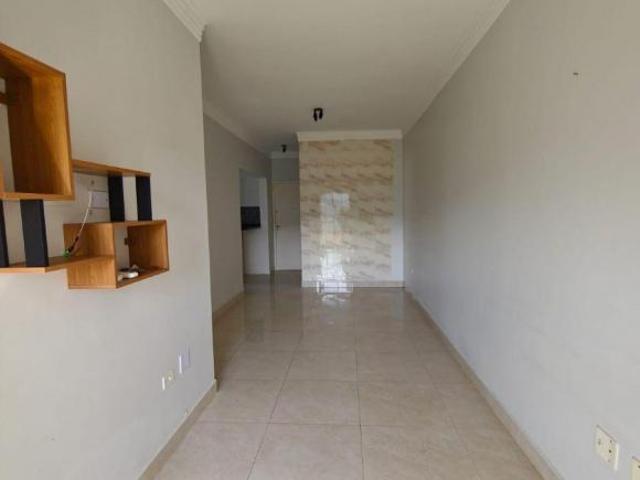 2 Dormitórios, sendo 1 suíte, semi mobiliado no canto do forte com lazer e localização privilegiada!