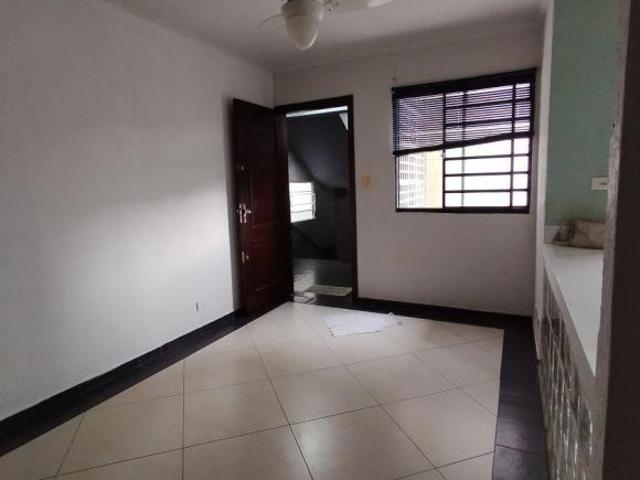 2 dorms CDHU km 15 REFORMADO c/ garagem financia
