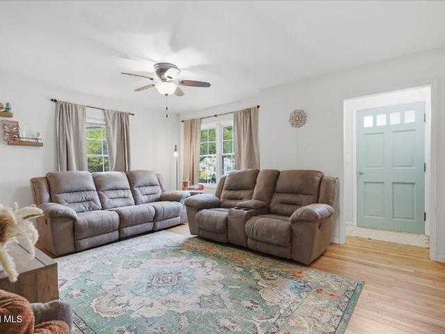 2 Dorrer Avenue