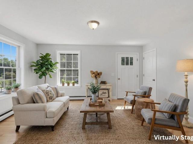 2 Evelyn Avenue