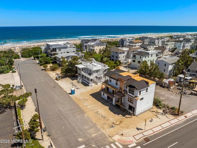 2 E 79th Street