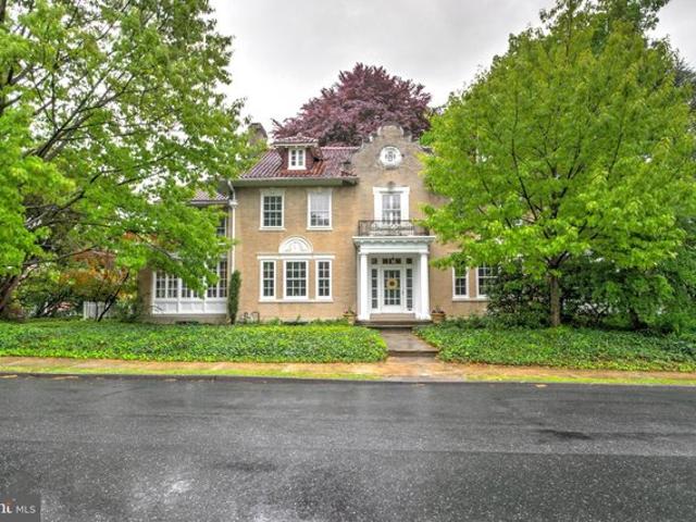 2 E High St, Lebanon, PA 17042