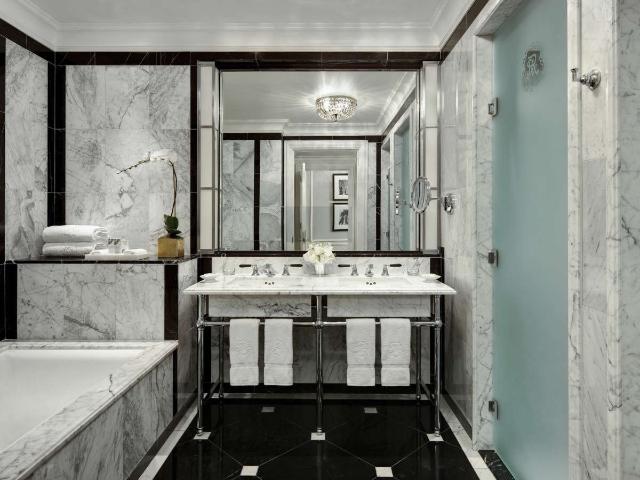 2 East 55th Street, Unit 935W39
