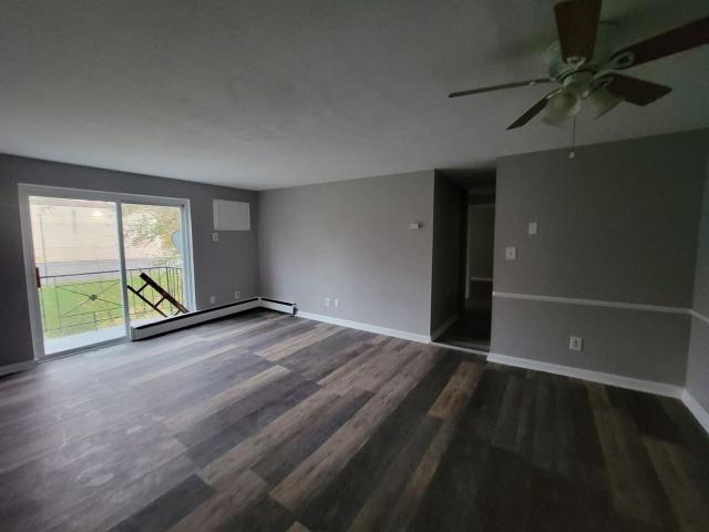 2 EEA Euclid Emerald 1 Bedroom Apartment for Rent at 13420 Euclid Ave, East Cleveland, OH 44112 East Cleveland
