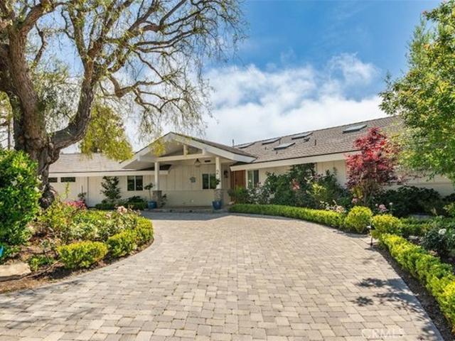 2 El Concho Ln, Rolling Hills, CA 90274