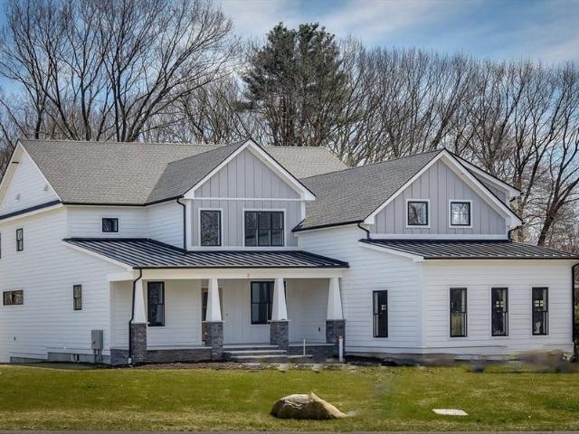 2 Emerald Dr, Hopkinton, MA
