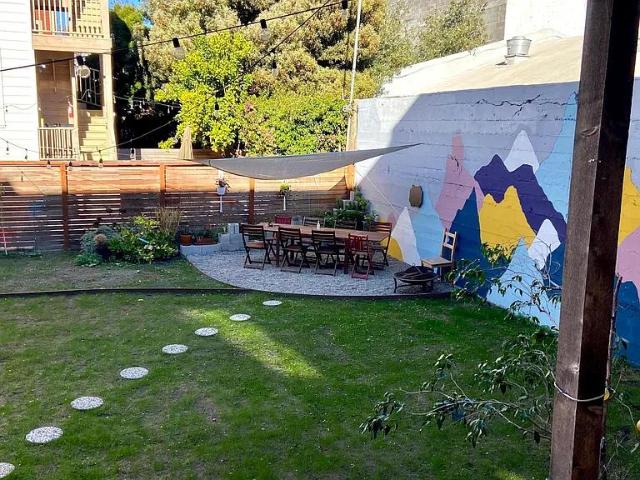 2 furnished bedrooms in a 3bd/1ba in Lower Pacific