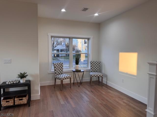 2 Fairview Ave