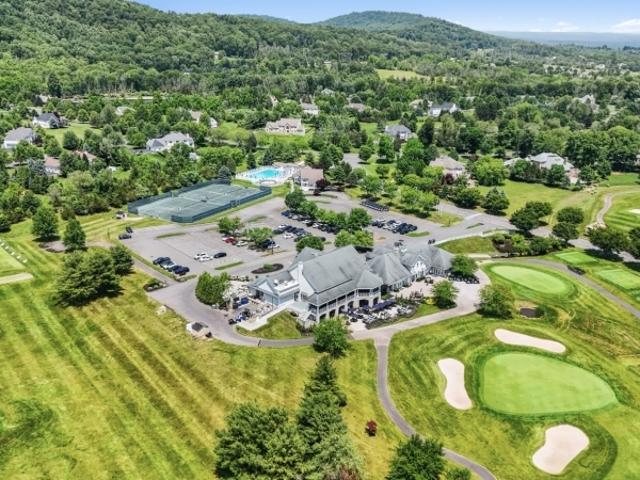 2 Fairway Dr