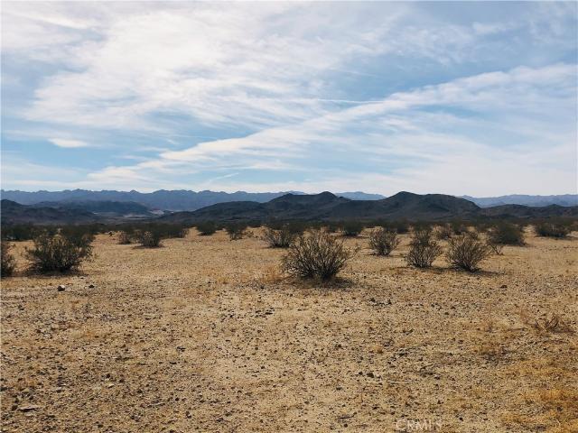 2 Fascination Ave, Joshua Tree, CA 92252 | MLS #JT26017
