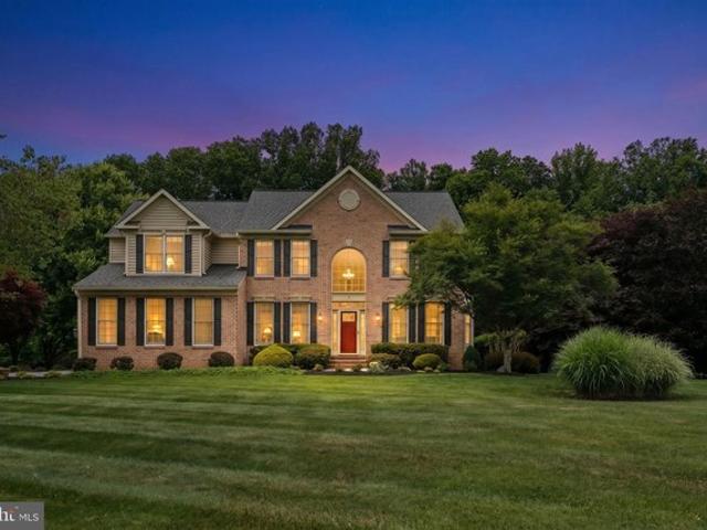 2 Fawn Ridge Ct, Reisterstown, MD 21136