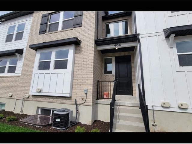 2 Female Private Rooms available for rent in Lehi