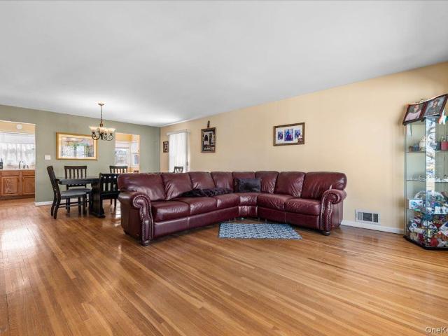 2 Fern Place